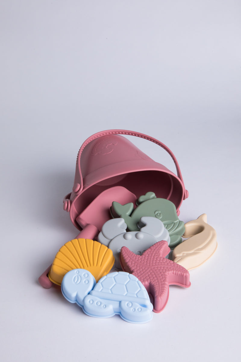 Aquaroo Silicone Beach Bucket Set – Aquaroo Baby Carrier Inc.